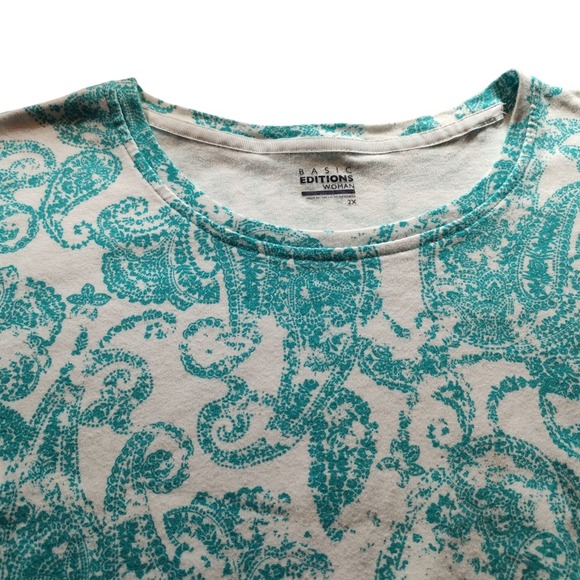 Basic Editions | Tops | Basic Editions Paisley Tee Shirt White And Teal ...